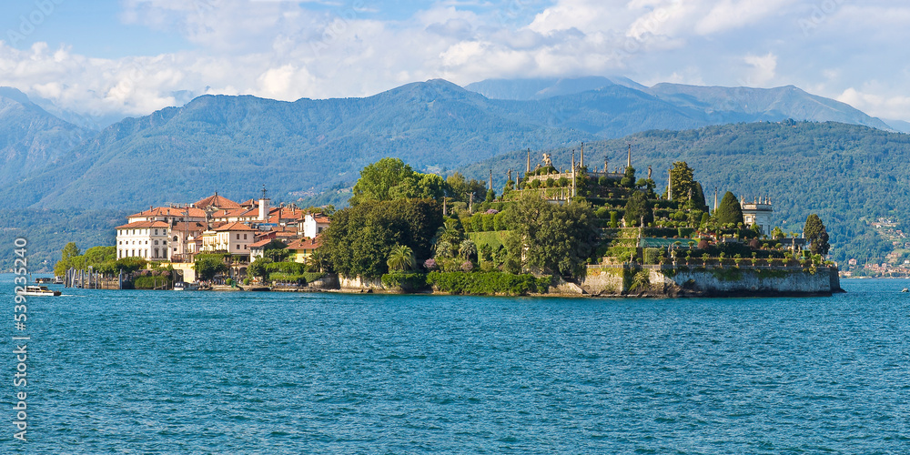 The famous old Isola Bella in the Lake Maggiore with the Borromeo ...
