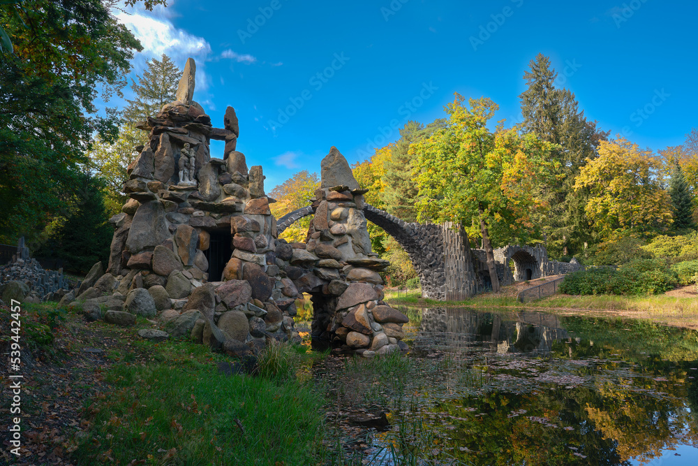 Arch Bridge in Kromlau, Saxony, Germany. Colorful autumn in Germany ...