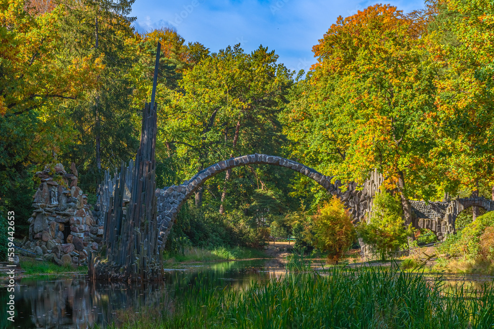 Arch Bridge in Kromlau, Saxony, Germany. Colorful autumn in Germany ...