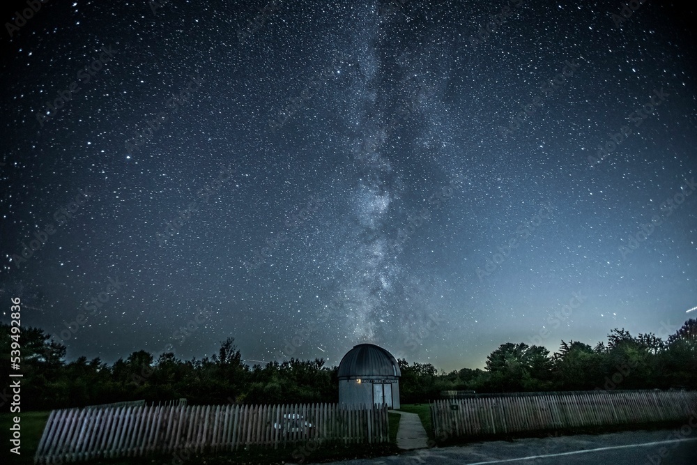Beautiful starry sky over the Frosty Drew Observatory and Science ...