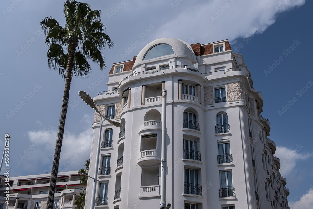 Housed in a Belle Epoque palace, luxurious Hotel Barriere Le Majestic ...