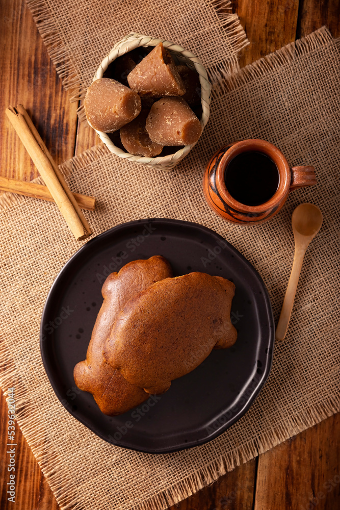 Puerquitos de Piloncillo. Also called Cochinitos, Cerditos or ...