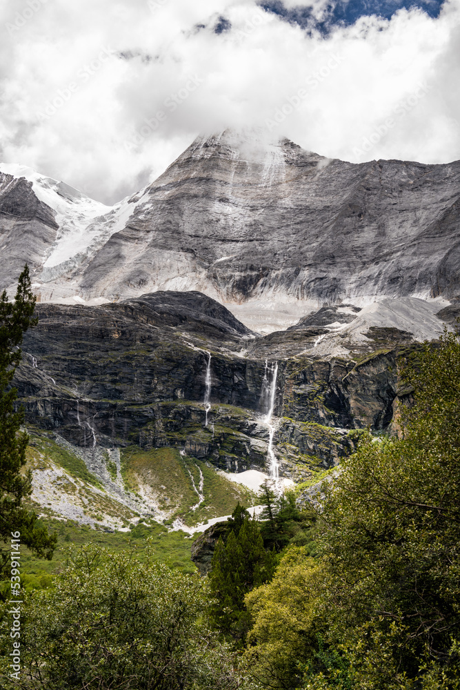 Jampayang, holy snow mountain in Daocheng Yading Nature Reserve - Garze ...