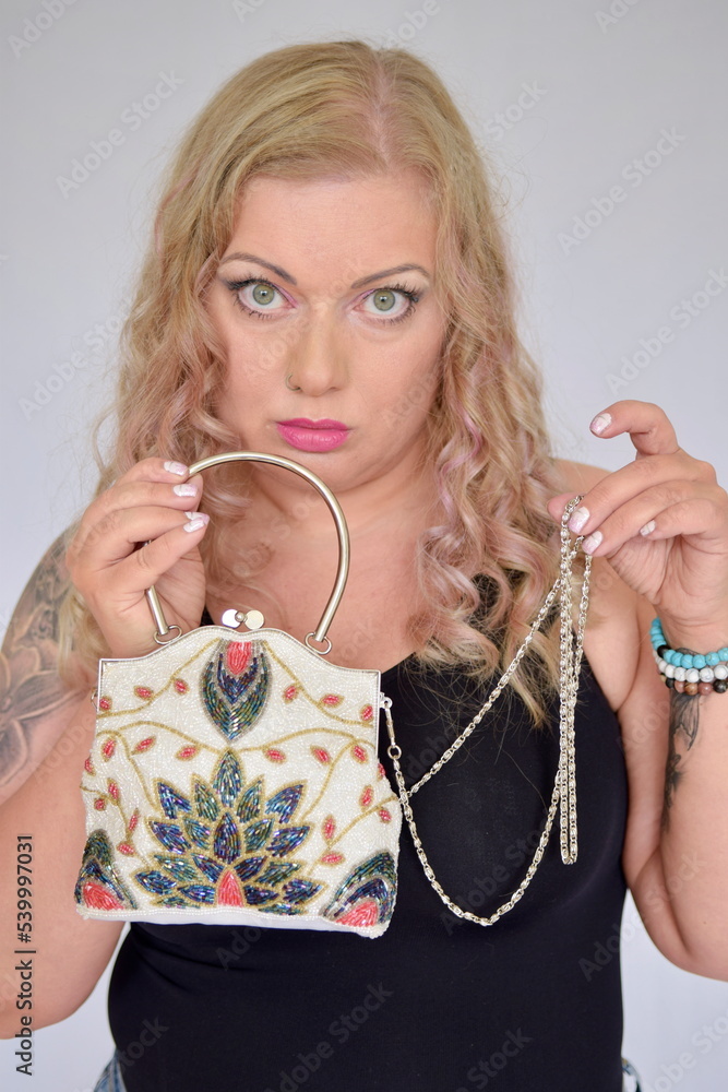 Fashion woman portraits curvy plus size bodypositive model foto de ...