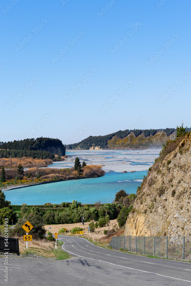 Stunning view of Rakaia Gorge Bridge and Rakaia River in inland ...