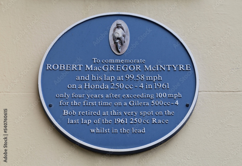 Fotka „Sulby, Isle of Man. July 10, 2022. A blue plaque commemorating Robert MacGregor McIntyre ...