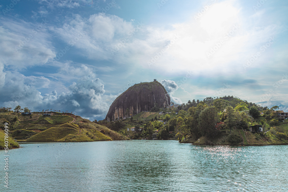 Piedra del Peñol, represa de Guatapé, Antioquia Colombia Stock Photo ...