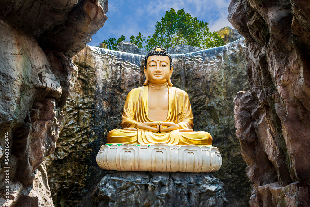 Mahayana buddha statue, Big golden buddha statue in the middle of a ...
