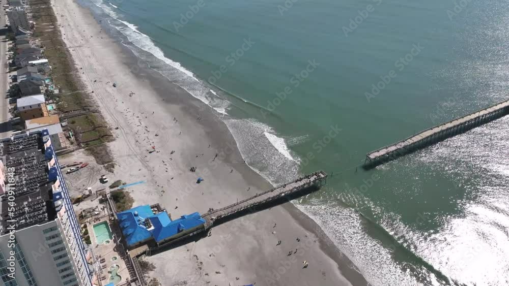 Vídeo do Stock: Damage to fishing pier from Hurricane Ian storm surge ...