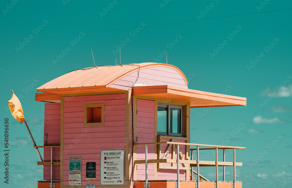 lifeguard hut on the beach miami Stock Photo | Adobe Stock