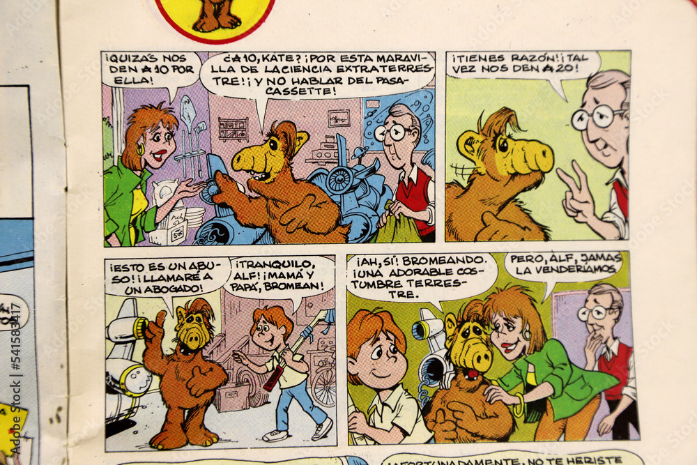 Comic magazine with the characters of the television series of the 80s ...