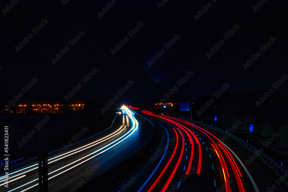 Speed Traffic - Highway at Night - Cars - Nachtverkehr auf Autobahn ...