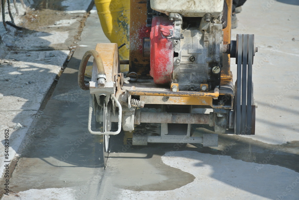 PERAK, MALAYSIA -MARCH 29, 2016: Construction Workers cutting concrete ...