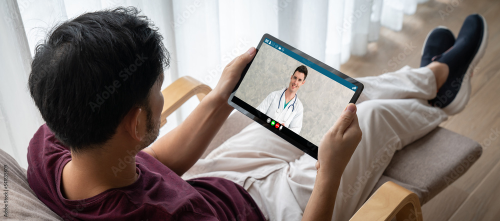 Doctor video call online by modish telemedicine software application ...