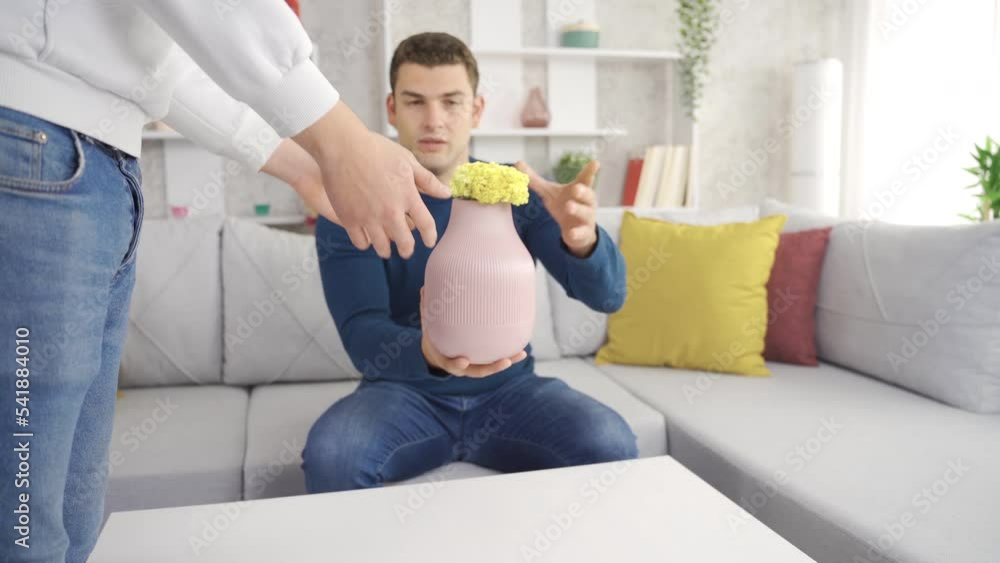 The man who sells used goods. The man who sells second-hand items ...