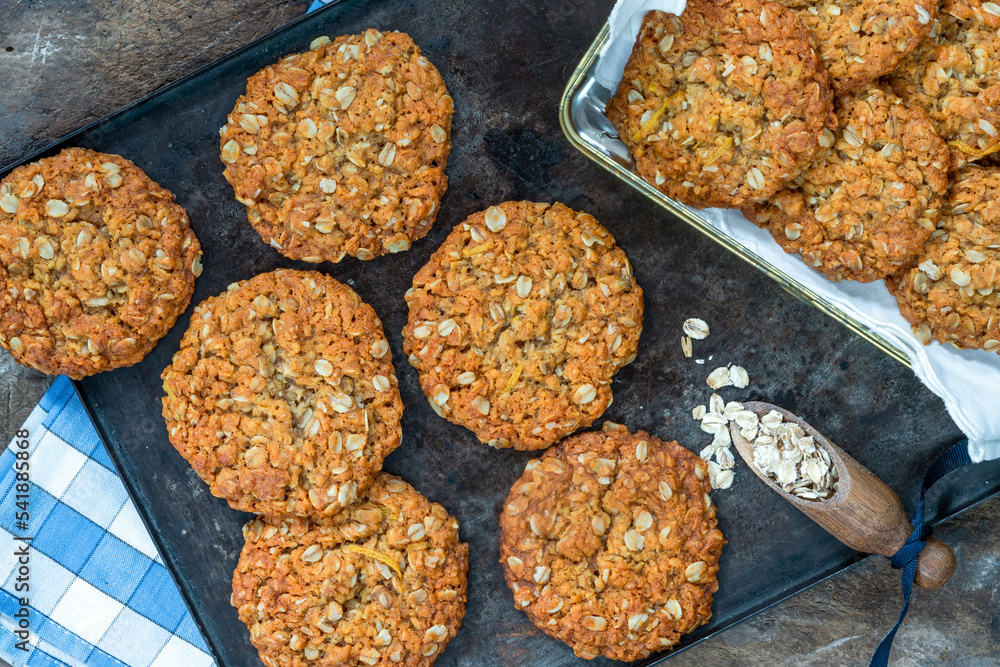 Anzac biscuits - traditional sweet Australian oatmeal and coconut ...