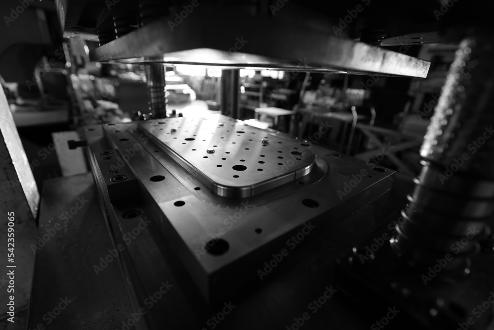 Sheet Metal Stamping Tool Die for Automotive Precision Parts on The Numerical Control Milling ...