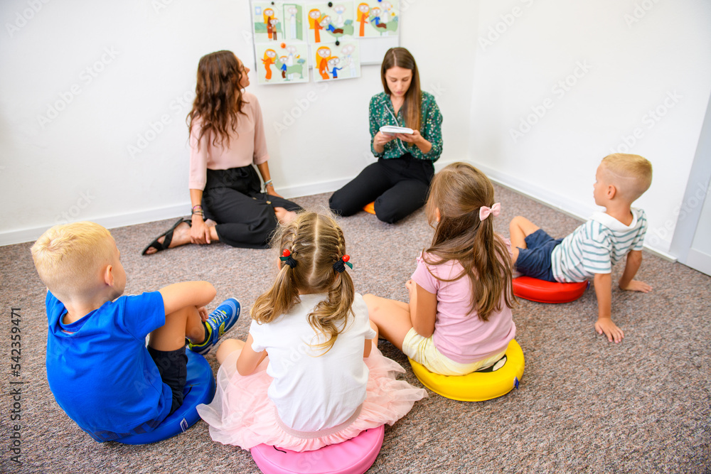 Child occupational therapy background. Elementary age children in group ...