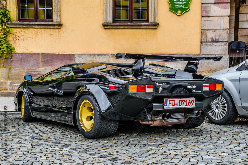 Lamborghini Countach Engine