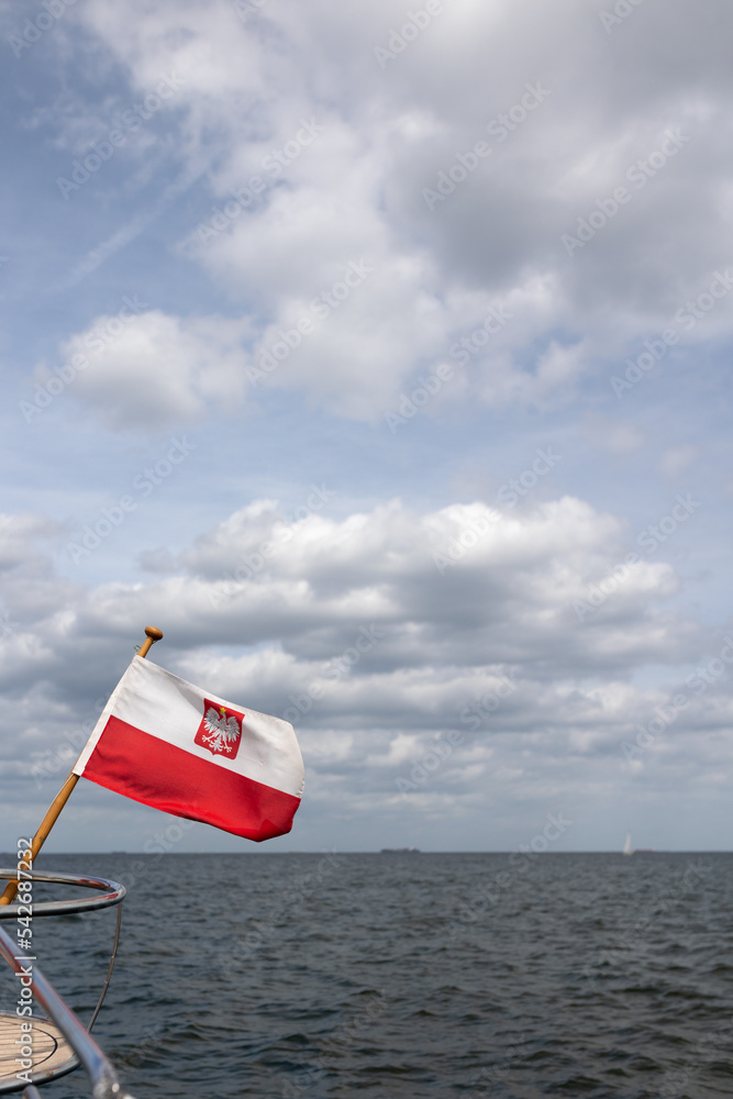 polska, flaga, jacht, żeglarstwo, bandera polska Stock Photo | Adobe Stock