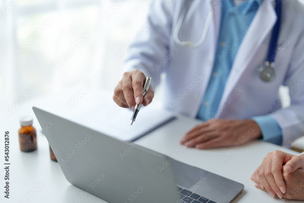 Doctor are explaining patient treatment and medication information ...