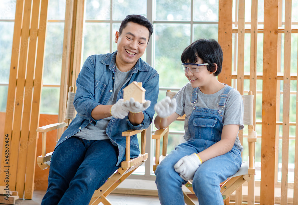 Asian professional male carpenter woodworker engineer dad in jeans ...