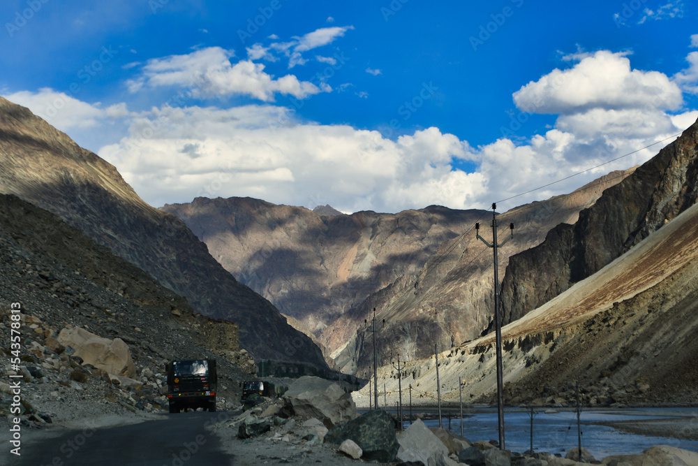 Foto de Also known as Takshi is the border village of India and located ...