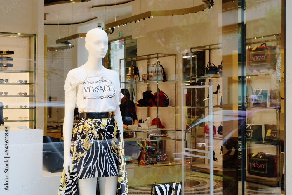 TOKYO, JAPAN - June 28, 2019: A mannequin in the window of a branch of ...