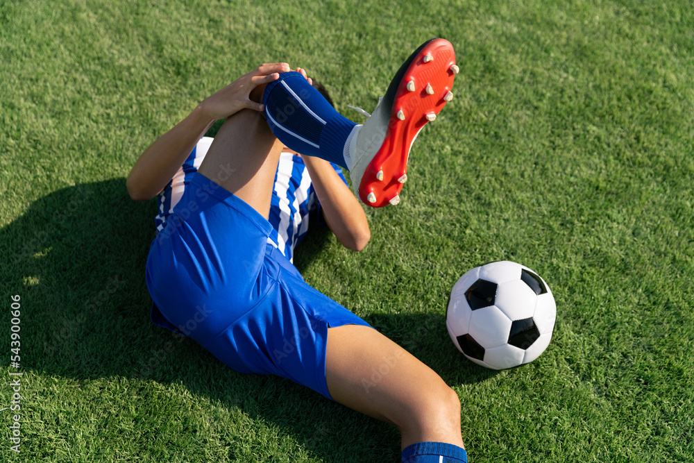 football soccer player accident knee injury sport treatment on champion ...