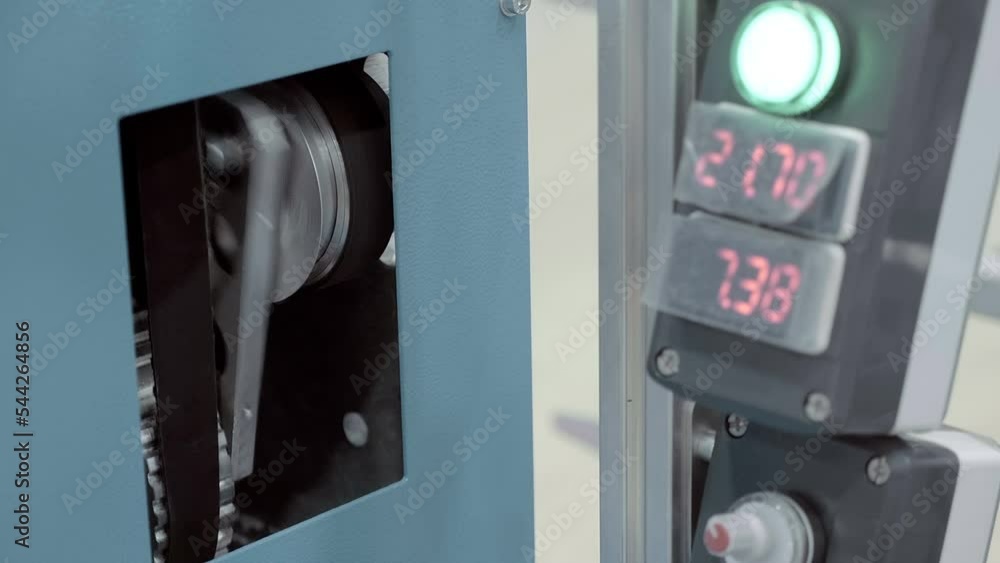 The mechanism of pulleys, belt and gears allows you to rotate the ...