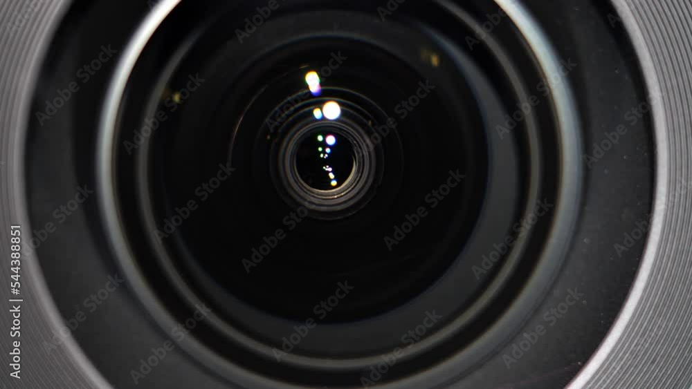 Focusing the lens, opening and closing the diaphragm wide-angle optics ...