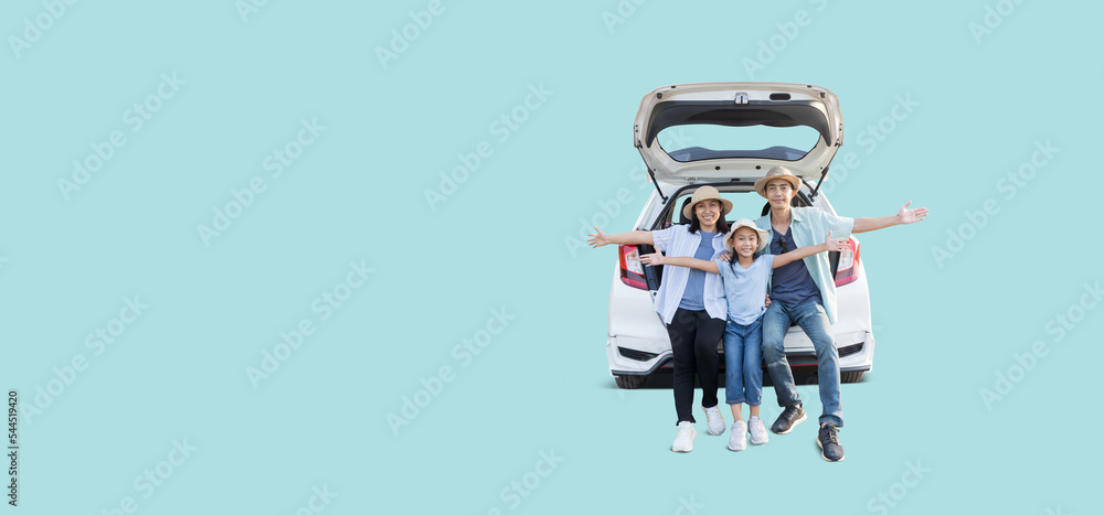Happy asian family with kid sitting in car trunk summer vacation ...