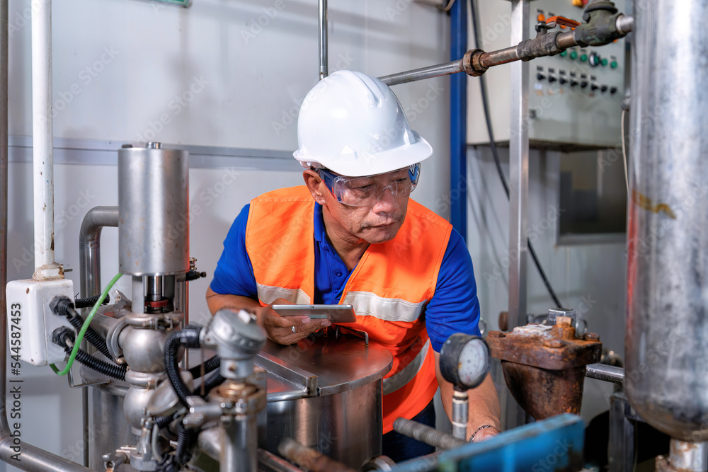 Electrical engineer inspection thermocouple and commissioning during ...