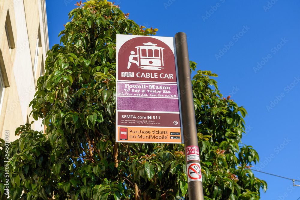 Cable Car Stop sign at Powell and Mason streets - San Francisco ...