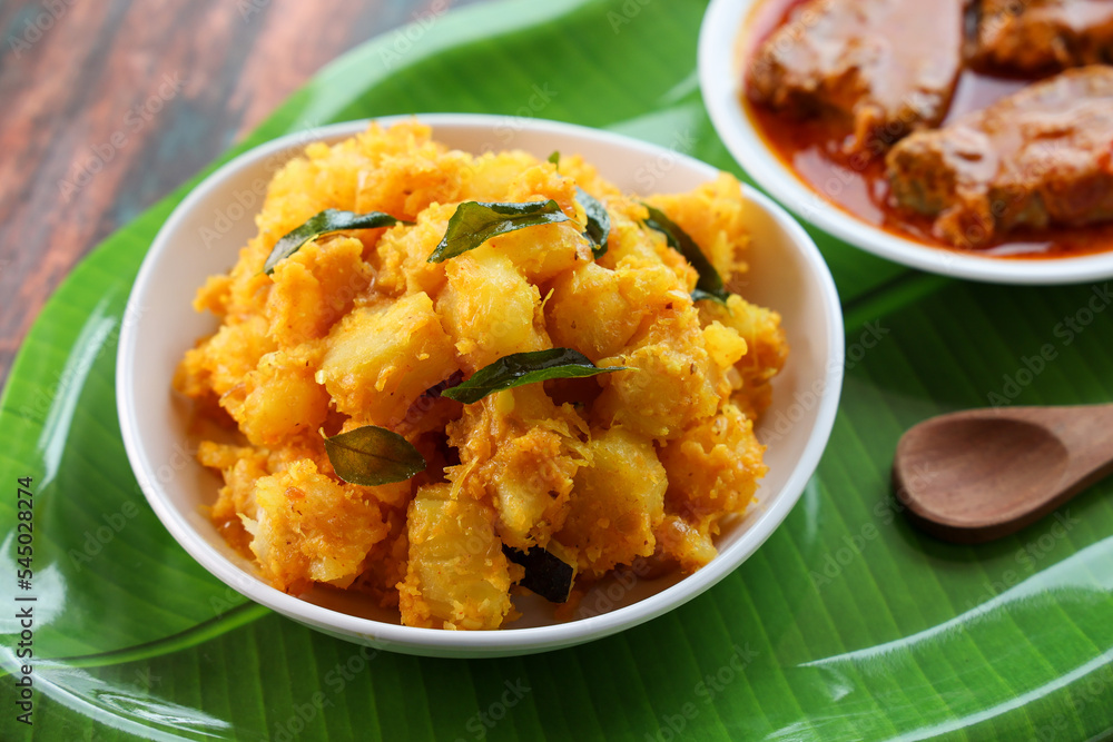 tapioca and spicy hot Kerala fish curry Indian food. Kappa king fish ...