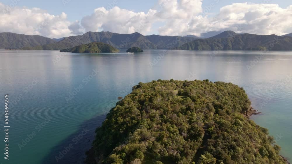 Aerial establishing shot of the Queen Charlotte sound, New Zealand ...