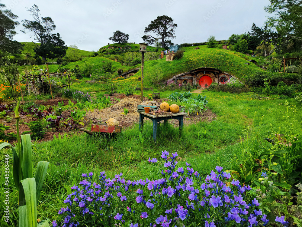 MATAMATA- NEW ZEALAND -NOVEMBER -2- 2022: Hobbiton - movie set created ...