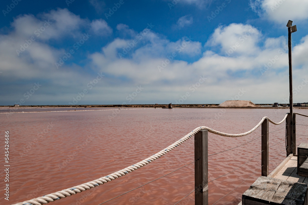 Le Salin de Gruissan, marais salants roses , ponton Stock Photo | Adobe ...