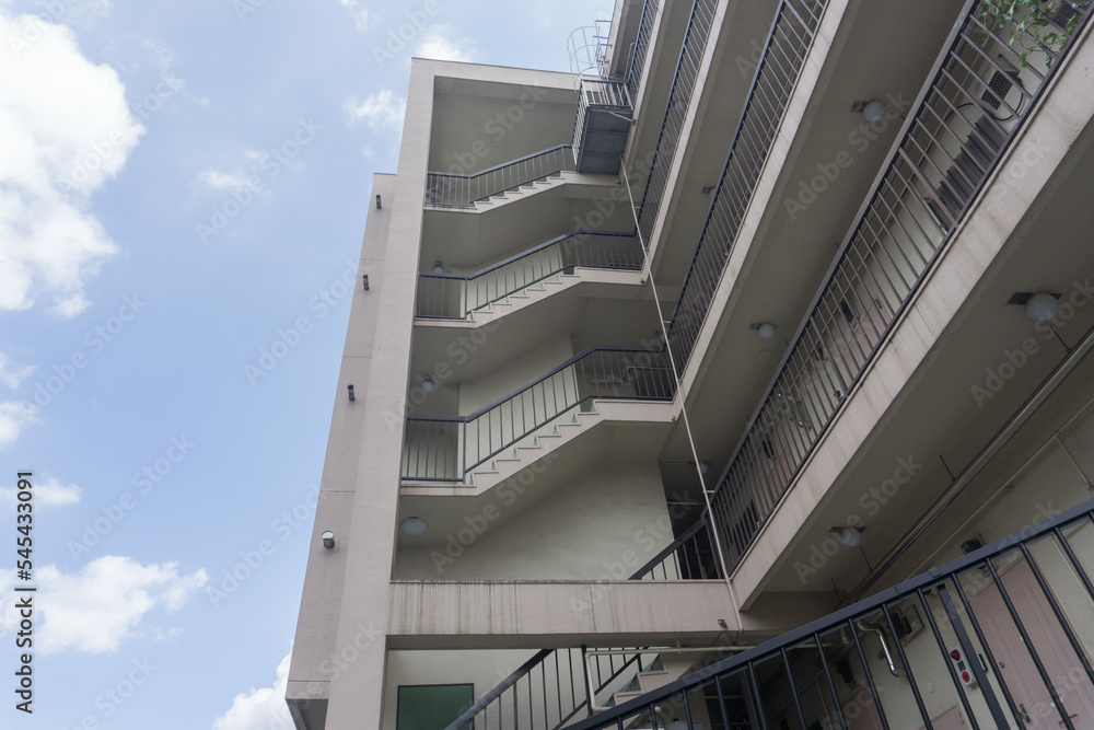 外階段 非常階段 マンション ภาพถ่ายสต็อก Adobe Stock