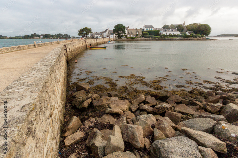 Foto Stock L'île de Saint-Cado est une île du Morbihan située dans la ...