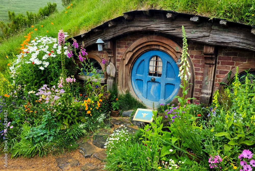 MATAMATA- NEW ZEALAND -NOVEMBER -2- 2022: Hobbiton - movie set created ...