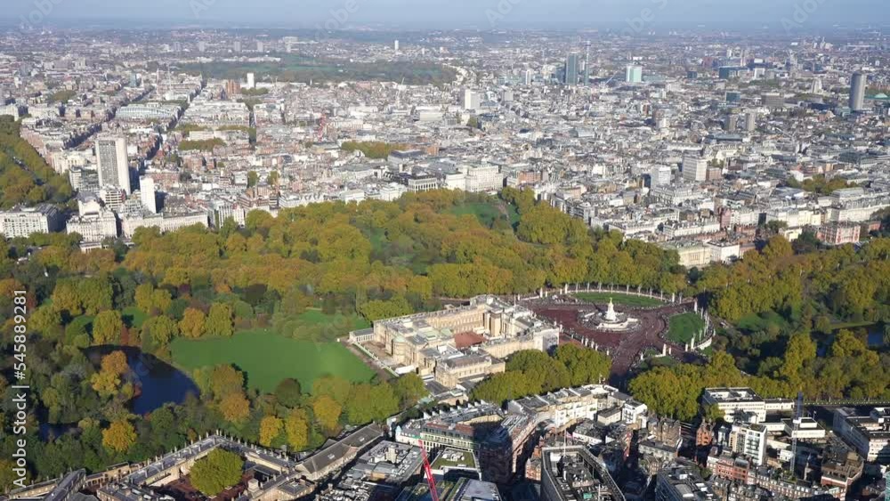 Aerial view of Buckingham Palace and its gardens, across to Victoria ...