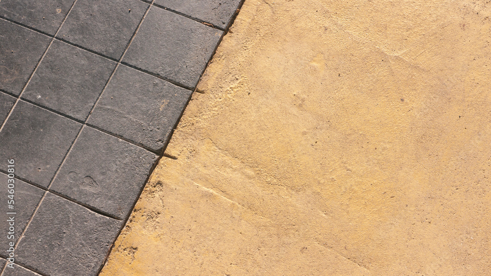 Suelo de cemento amarillo y cuadricula de cemento gris Stock 写真 | Adobe ...