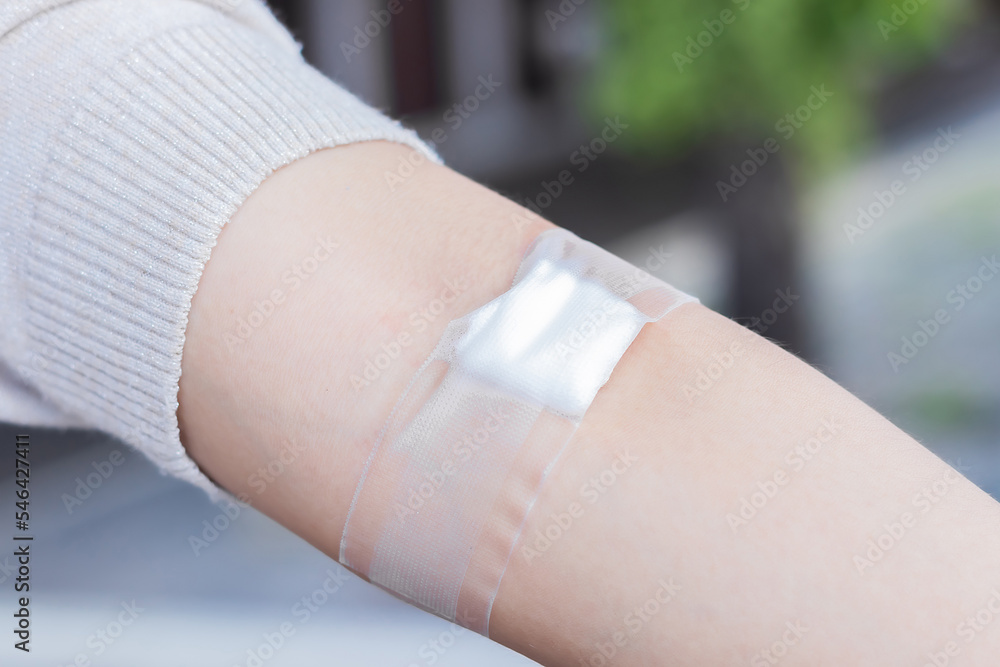 Wound bandage, Dressing arm wound with sterile plaster pad, Accidental ...