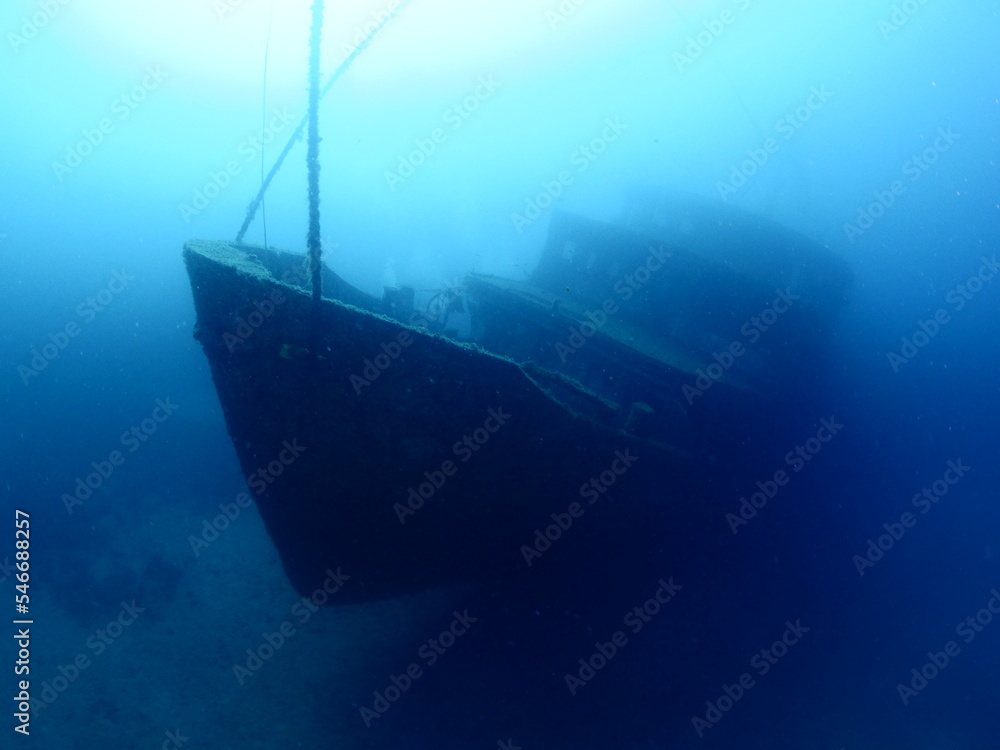 wreck underwater shipwreck on seabed sea floor standing metal on ocean ...