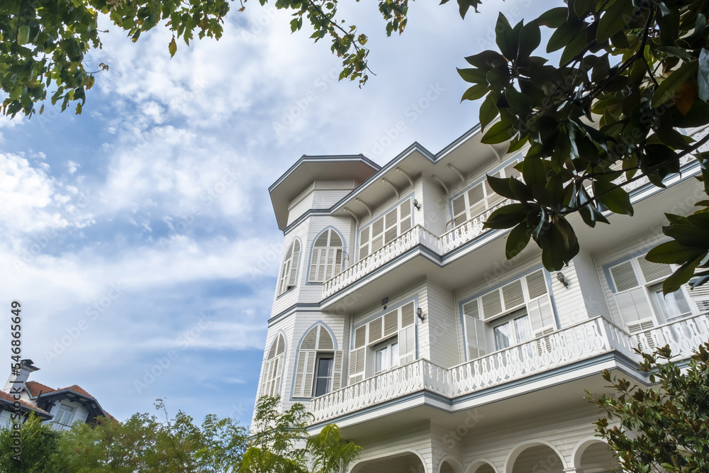 Street view of Akasya Hotel Mansion or Hotel Calypso in Big Island ...