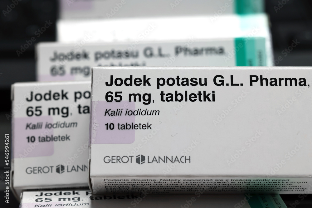Jodek potasu - tabletki przygotowane do podania osobie napromieniowanej ...
