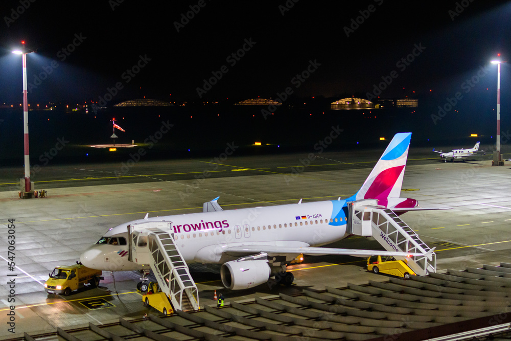 hoersching, austria, 17 nov 2022, Airbus A319-112, D-abgh, opertaed by ...