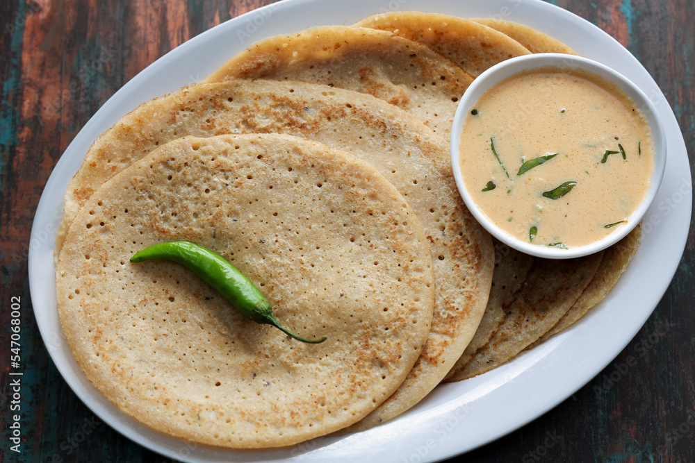 Wheat dosa , Dosai, ghee dosa, tomato coconut chutney popular South ...