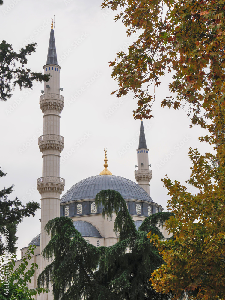 Great Mosque of Tirana, Xhamia e Madhe e Tiranës in Albanian, also ...